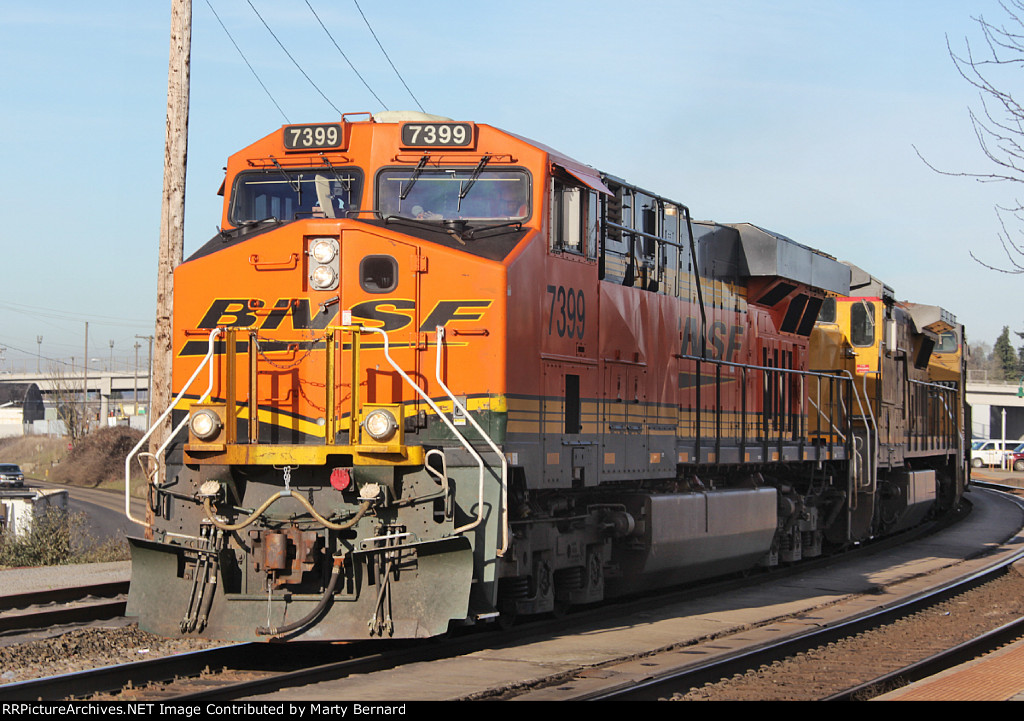 BNSF 7399 SB Full Auto Rack Train